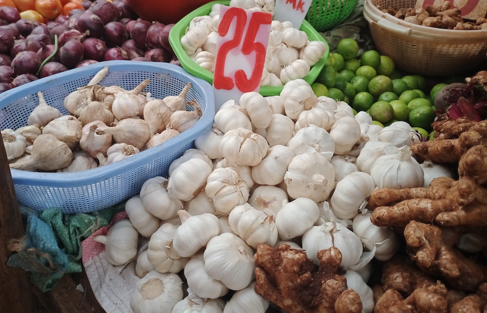 Kenyan Farmers Watch as Chinese Garlic Slowly Claims Market - The China ...