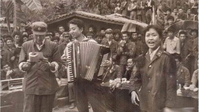 The Chinese First Lady's Complicated History With Vietnam - The China ...